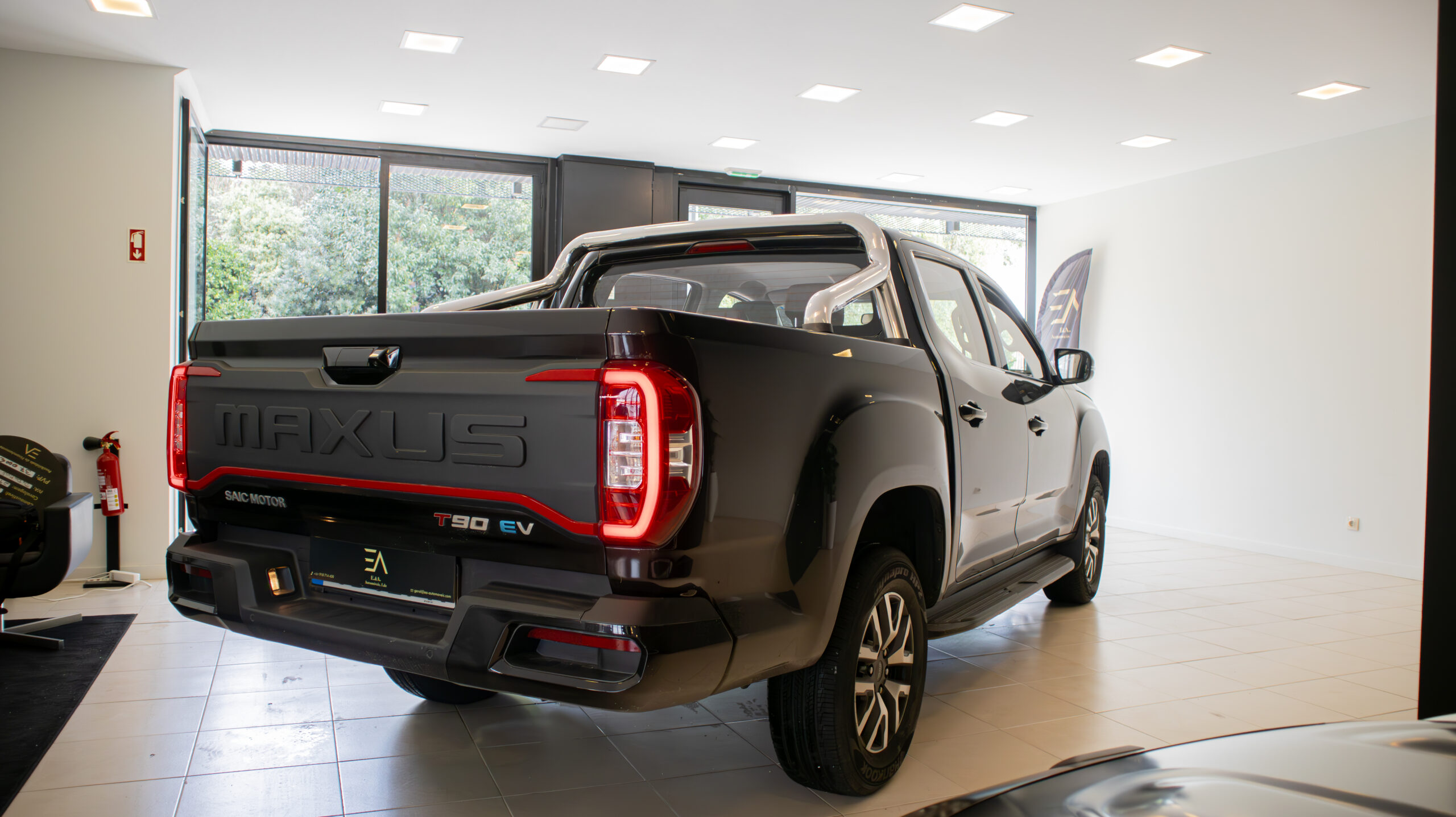Maxus T90 - E. & A. Automóveis